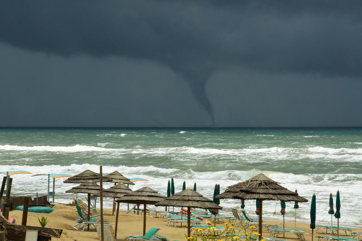 Tromba marina: qué es, por qué y cómo se produce - Resumen